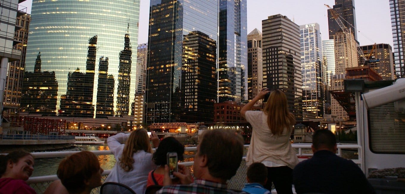 River Cruise FAQ | Chicago Architecture Center