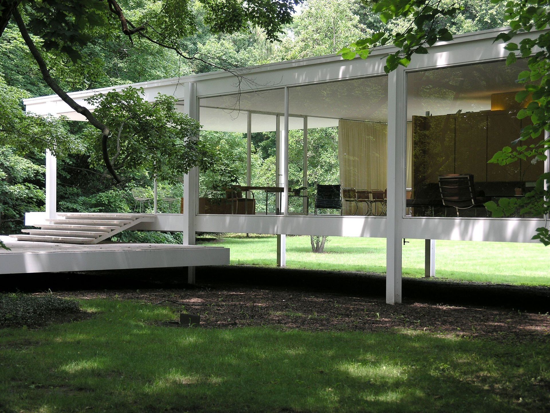 Farnsworth House