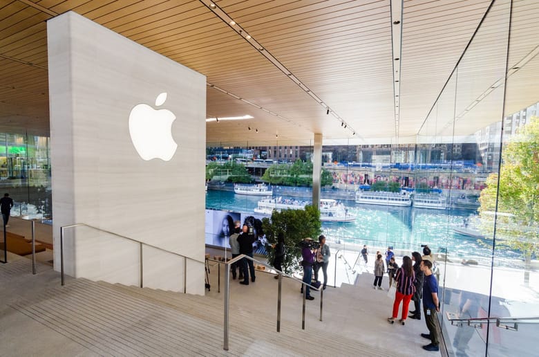 Apple Store on Michigan Avenue | Chicago Architecture Center